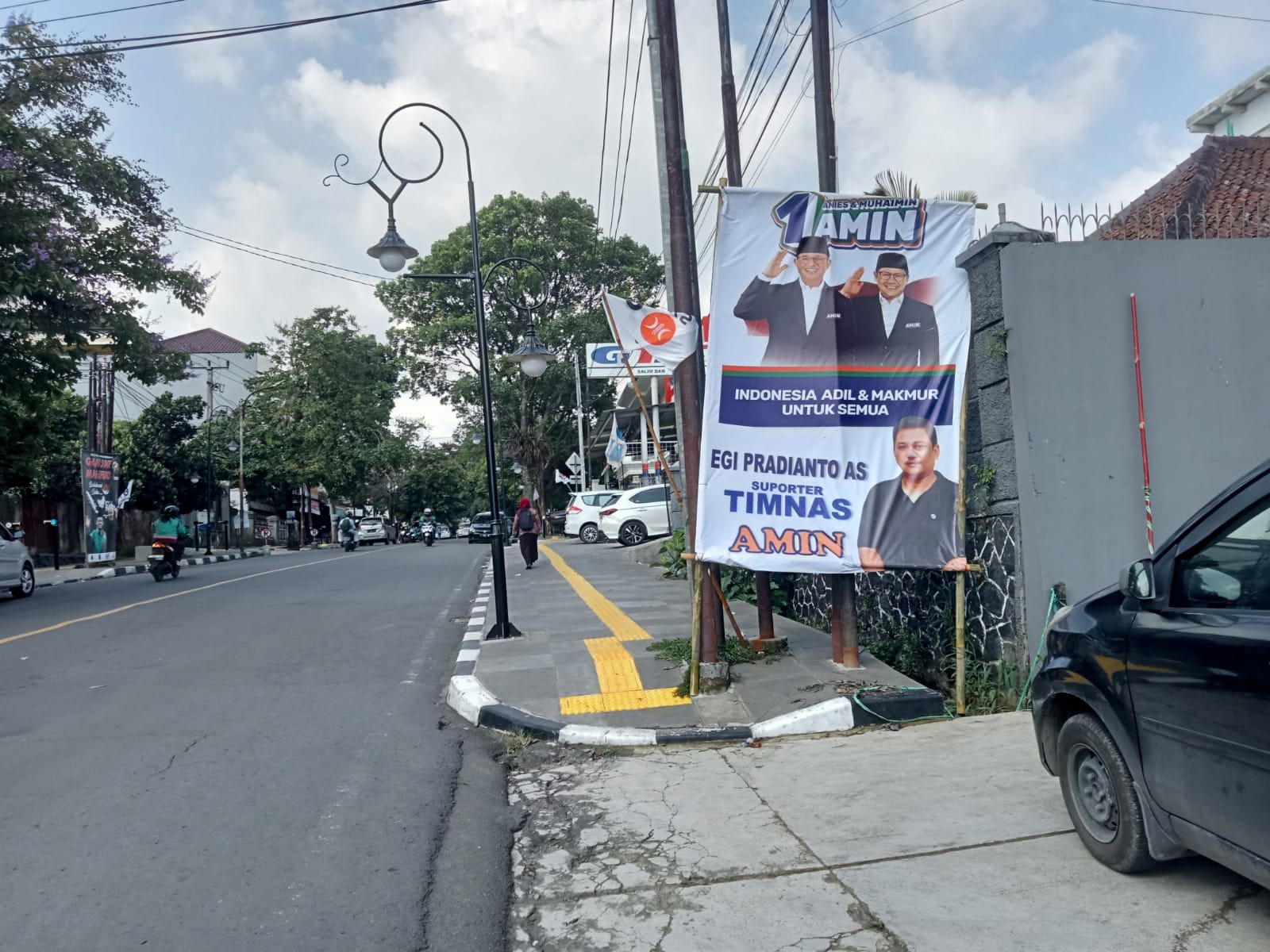 Egi Pradianto, Rogoh Kocek Uang Pribadi Pasang Ratusan Baliho Amin ...